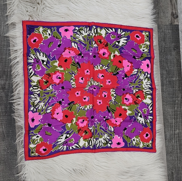 vera | Accessories | Vera Vintage Silk Floral Scarf | Poshmark